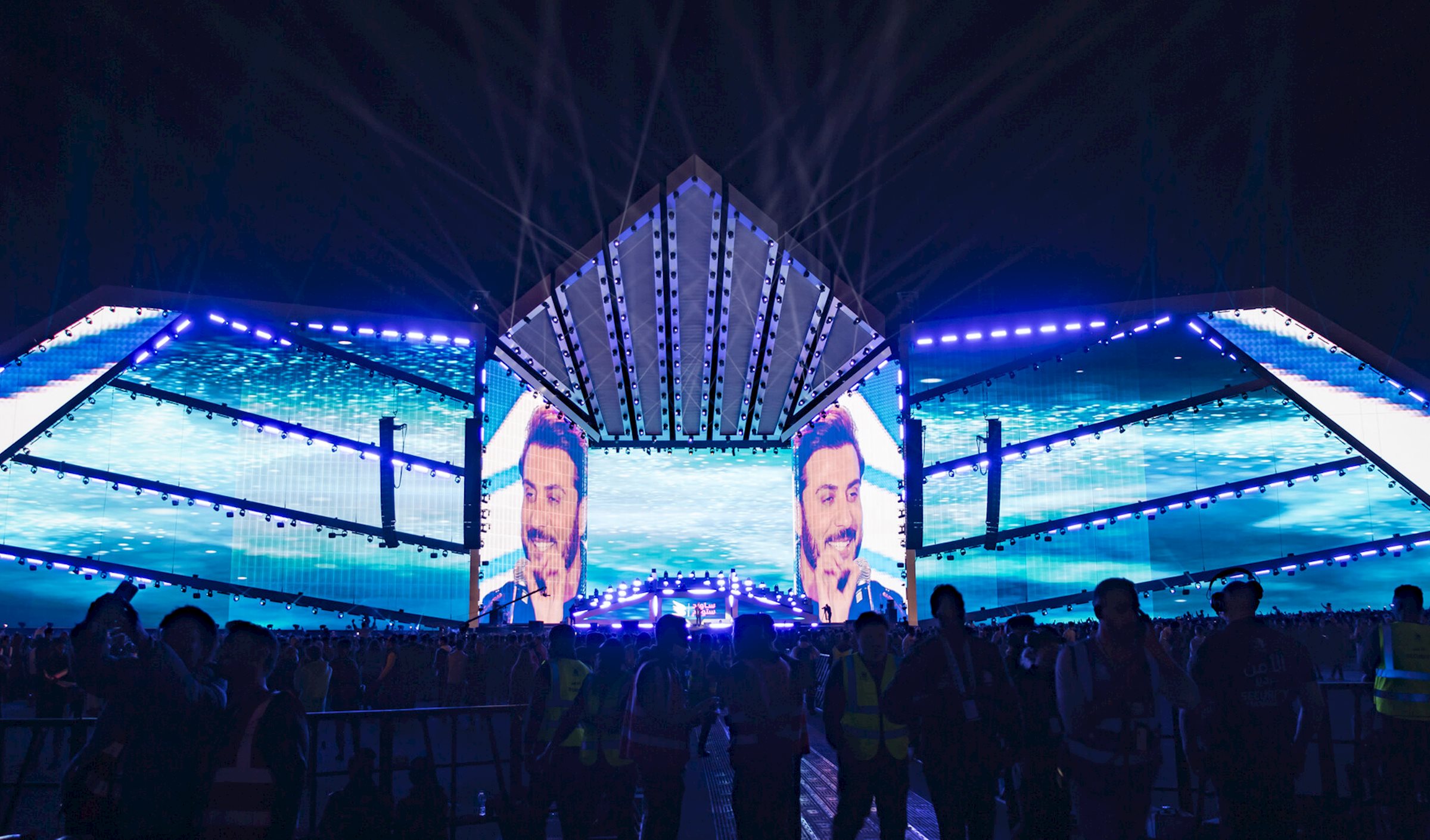 Rigging - PRG | People. Production. Possibility.